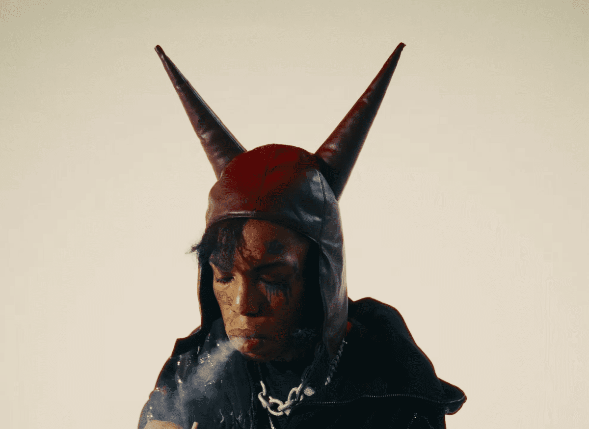 Dancehall Artiste Kraff Drops 'My Type' Music Video - Moon 10