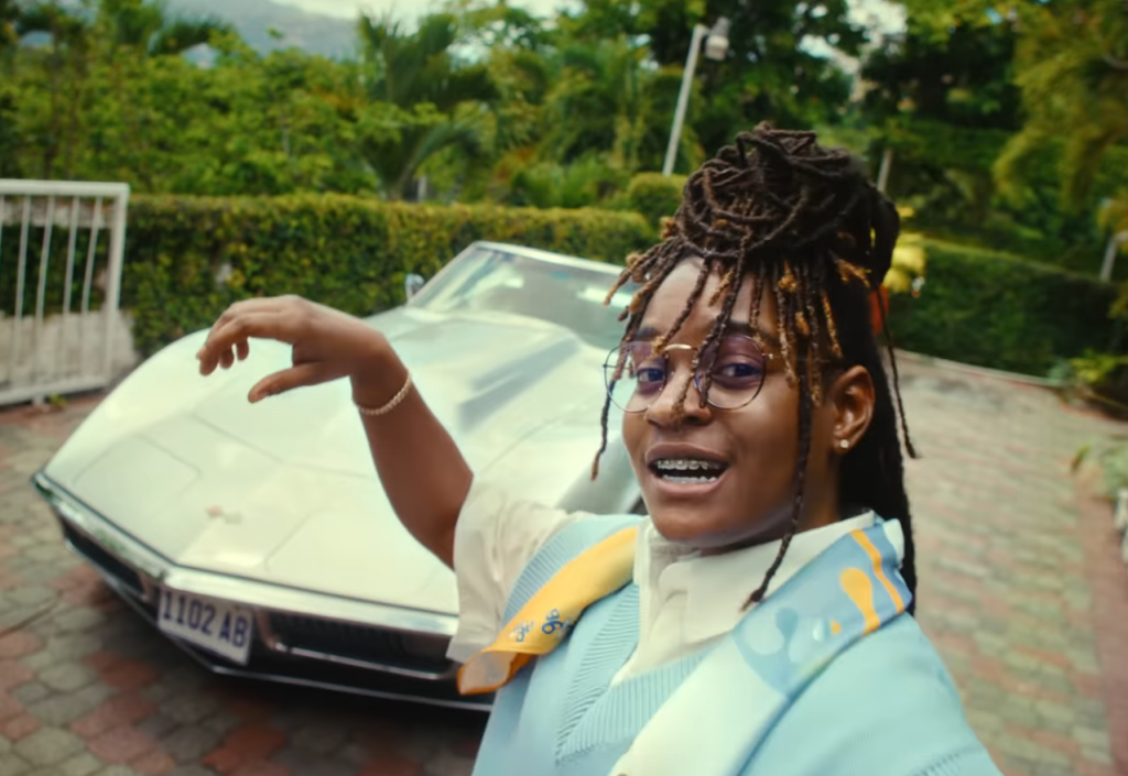 Reggae Singer Koffee Drops 'KOFFEE' Music Video - Moon 10